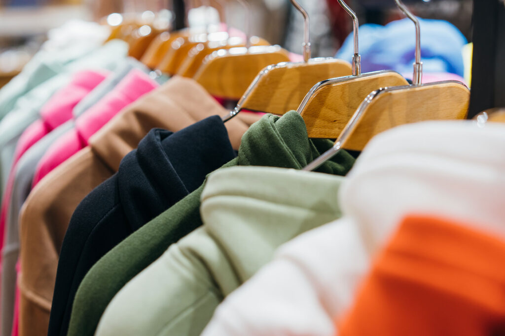 Pop-Up vs. On-Demand: Choosing the Right Online Merchandise Store ...